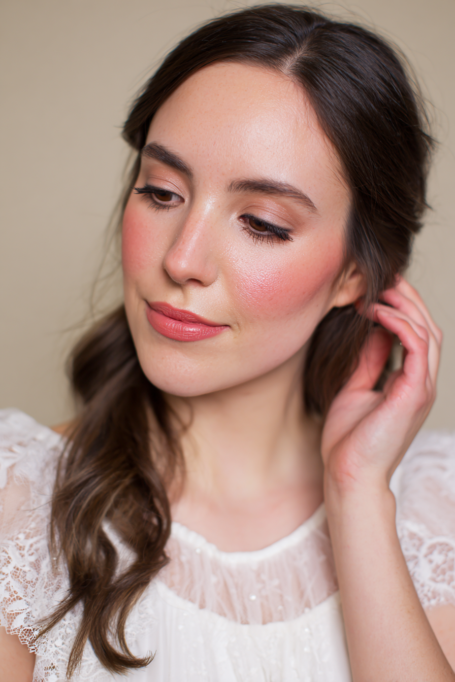 40+ Soft Pink Bridal Makeup Looks