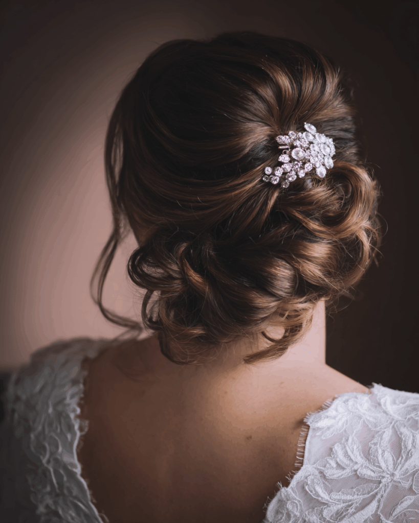 30+ Vintage Bridal Hair Ideas