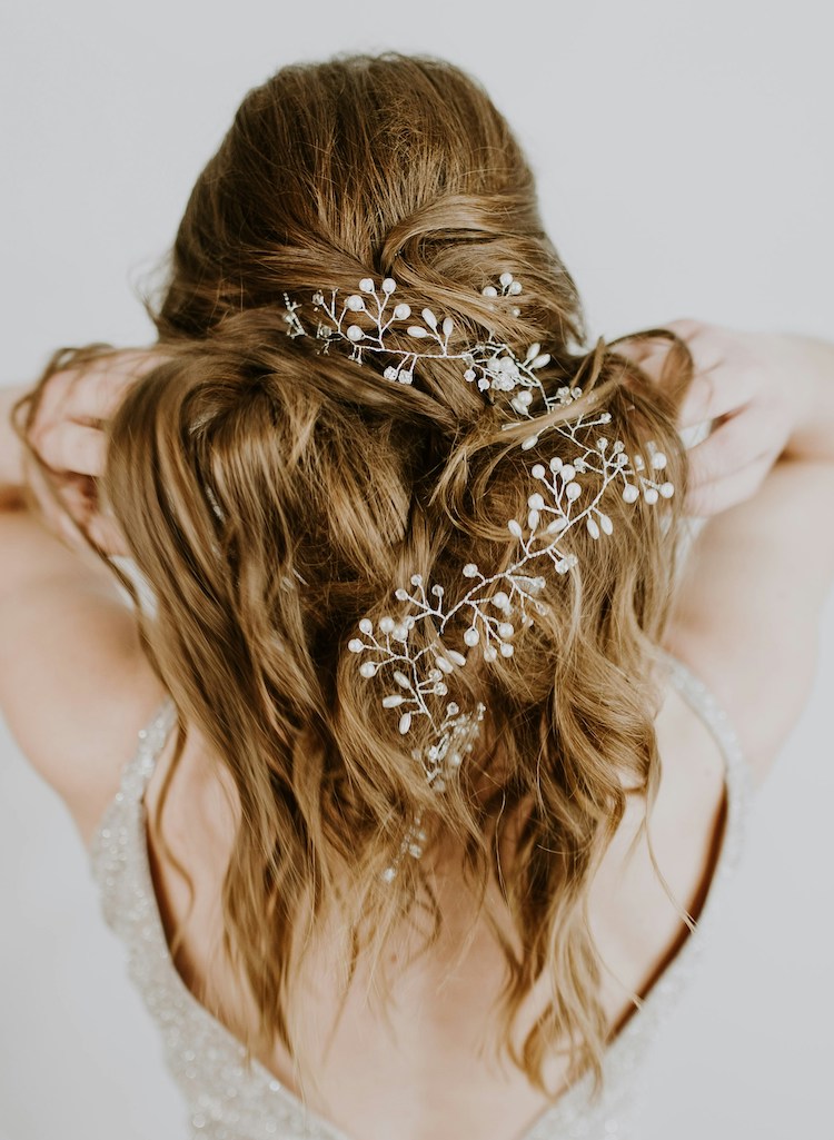 30+ Bridal Hair Decorations
